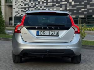 Grey Volvo V60 2011 in Jelgava, with an engine capacity of 2.00 L and mileage of 289 thousand km for 6150 €, photo 7 on AUTOMOTO.COM.LV