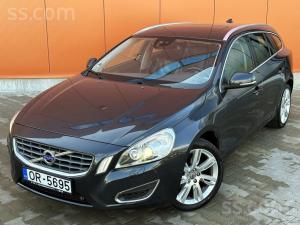 Grey Volvo V60 2011 in Riga, with an engine capacity of 2.00 L and mileage of 298 thousand km for 6600 €, photo 5 on AUTOMOTO.COM.LV