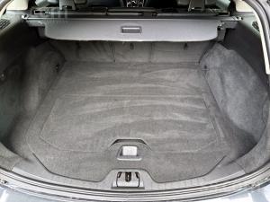 Grey Volvo V60 2011 in Riga, with an engine capacity of 2.00 L and mileage of 298 thousand km for 6600 €, photo 24 on AUTOMOTO.COM.LV