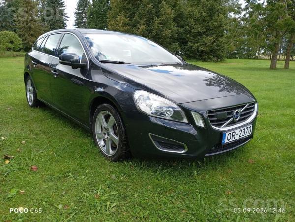 Вольво B60 2011 в Бауска на AUTOMOTO.COM.LV Серый Вольво B60 2011 в Бауска, объемом двигателя 2.40 л и пробегом 241 тыс. км за 6900 €, фото 4 на AUTOMOTO.COM.LV