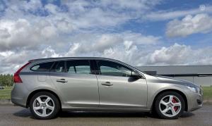 Grey Volvo V60 2011 in Raseiniai, with an engine capacity of 2.40 L and mileage of 283 thousand km for 5150 €, photo 27 on AUTOMOTO.COM.LV