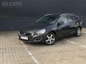 Grey Volvo V60 2011 in Riga, with an engine capacity of 2.00 L and mileage of 301 thousand km for 5900 €, photo  on AUTOMOTO.COM.LV