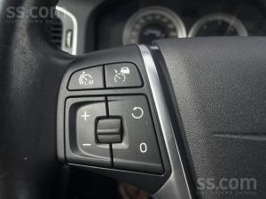 Grey Volvo V60 2011 in Riga, with an engine capacity of 2.00 L and mileage of 301 thousand km for 5900 €, photo 16 on AUTOMOTO.COM.LV