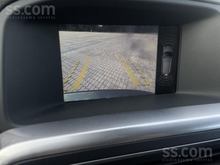 Grey Volvo V60 2011 in Riga, with an engine capacity of 2.00 L and mileage of 301 thousand km for 5900 €, photo 22 on AUTOMOTO.COM.LV