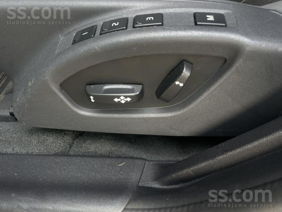 Grey Volvo V60 2011 in Riga, with an engine capacity of 2.00 L and mileage of 301 thousand km for 5900 €, photo 23 on AUTOMOTO.COM.LV