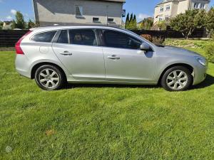 Grey Volvo V60 2011 in Telschi, with an engine capacity of 2.00 L and mileage of 289 thousand km for 4400 €, photo 6 on AUTOMOTO.COM.LV