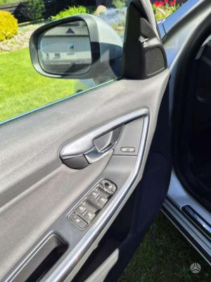 Grey Volvo V60 2011 in Telschi, with an engine capacity of 2.00 L and mileage of 289 thousand km for 4400 €, photo 14 on AUTOMOTO.COM.LV