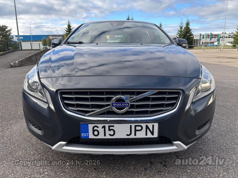 Серый Вольво B60 2011 в Пайде, объемом двигателя 2.00 л и пробегом 326 тыс. км за 5790 €, фото 3 на AUTOMOTO.COM.LV