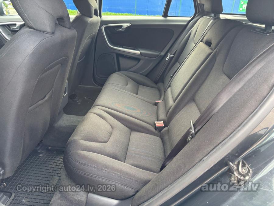 Серый Вольво B60 2011 в Пайде, объемом двигателя 2.00 л и пробегом 326 тыс. км за 5790 €, фото 15 на AUTOMOTO.COM.LV