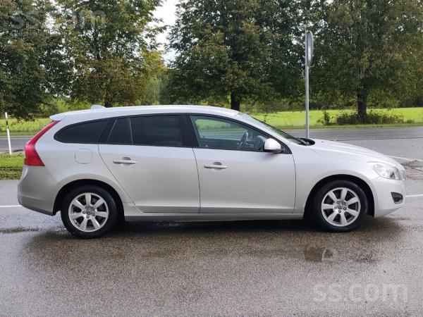 Вольво B60 2011 в Огре на AUTOMOTO.COM.LV Серый Вольво B60 2011 в Огре, объемом двигателя 2.00 л и пробегом 436 тыс. км за 3950 €, фото 5 на AUTOMOTO.COM.LV