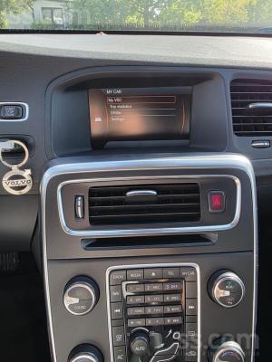 Pelēks Volvo V60 2011 Ventspils, ar dzinēja tilpumu 2.00 L un nobraukumu 375 tūkst. km par 4200 €, foto 13 vietnē AUTOMOTO.COM.LV