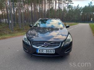 Серый Вольво B60 2011 в Рига, объемом двигателя 2.00 л и пробегом 300 тыс. км за 3850 €, фото 3 на AUTOMOTO.COM.LV
