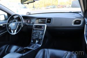 Pelēks Volvo V60 2011 Rīga, ar dzinēja tilpumu 2.00 L un nobraukumu 0 tūkst. km par 4490 €, foto 7 vietnē AUTOMOTO.COM.LV