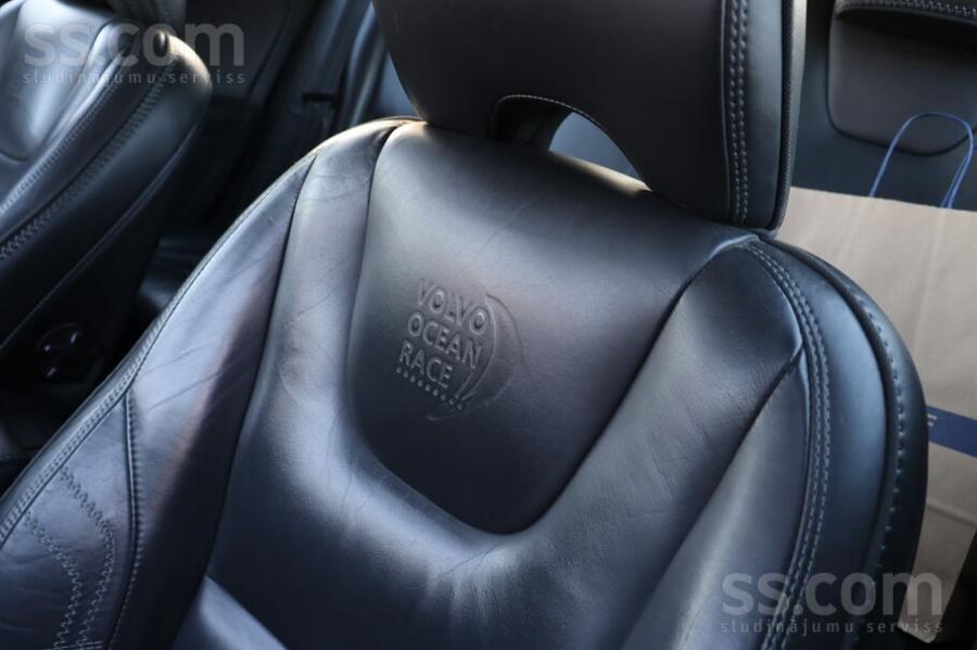Pelēks Volvo V60 2011 Rīga, ar dzinēja tilpumu 2.00 L un nobraukumu 0 tūkst. km par 4490 €, foto 8 vietnē AUTOMOTO.COM.LV