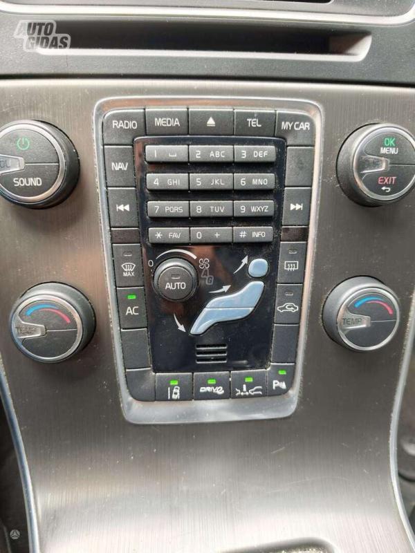 Pelēks Volvo V60 2011 Viļņa, ar dzinēja tilpumu 2.00 L un nobraukumu 340 tūkst. km par 6450 €, foto 5 vietnē AUTOMOTO.COM.LV