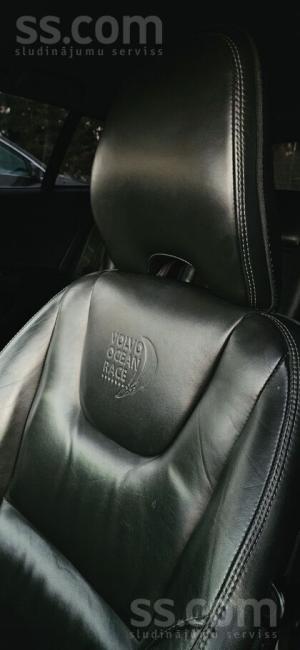 Pelēks Volvo V60 2011 Rīga, ar dzinēja tilpumu 2.00 L un nobraukumu 240 tūkst. km par 4950 €, foto 16 vietnē AUTOMOTO.COM.LV