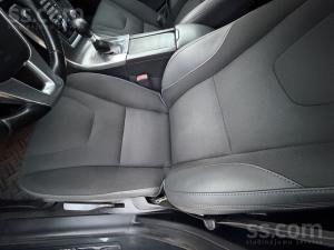Pelēks Volvo V60 2011 Cēsis, ar dzinēja tilpumu 2.00 L un nobraukumu 0 tūkst. km par 5150 €, foto 9 vietnē AUTOMOTO.COM.LV
