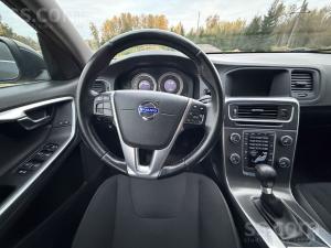Pelēks Volvo V60 2011 Cēsis, ar dzinēja tilpumu 2.00 L un nobraukumu 0 tūkst. km par 5150 €, foto 10 vietnē AUTOMOTO.COM.LV