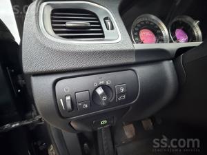 Pelēks Volvo V60 2011 Cēsis, ar dzinēja tilpumu 2.00 L un nobraukumu 0 tūkst. km par 5150 €, foto 14 vietnē AUTOMOTO.COM.LV