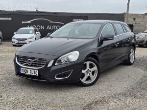 Pelēks Volvo V60 2012 Liepāja, ar dzinēja tilpumu 1.60 L un nobraukumu 0 tūkst. km par 6995 €, foto 1 vietnē AUTOMOTO.COM.LV