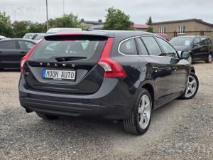 Pelēks Volvo V60 2012 Liepāja, ar dzinēja tilpumu 1.60 L un nobraukumu 0 tūkst. km par 6995 €, foto 2 vietnē AUTOMOTO.COM.LV