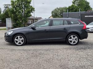 Pelēks Volvo V60 2012 Liepāja, ar dzinēja tilpumu 1.60 L un nobraukumu 0 tūkst. km par 6995 €, foto 9 vietnē AUTOMOTO.COM.LV