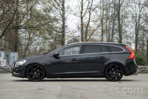 Pelēks Volvo V60 2012 Jūrmala, ar dzinēja tilpumu 2.40 L un nobraukumu 0 tūkst. km par 8590 €, foto 8 vietnē AUTOMOTO.COM.LV