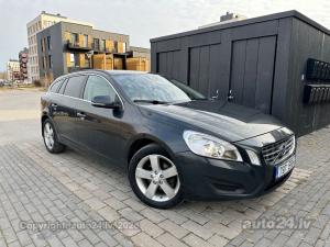 Pelēks Volvo V60 2012 Tartu, ar dzinēja tilpumu 1.60 L un nobraukumu 298 tūkst. km par 4990 €, foto  vietnē AUTOMOTO.COM.LV