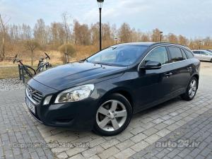 Pelēks Volvo V60 2012 Tartu, ar dzinēja tilpumu 1.60 L un nobraukumu 298 tūkst. km par 4990 €, foto 3 vietnē AUTOMOTO.COM.LV