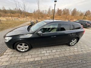 Pelēks Volvo V60 2012 Tartu, ar dzinēja tilpumu 1.60 L un nobraukumu 298 tūkst. km par 4990 €, foto 6 vietnē AUTOMOTO.COM.LV