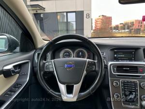 Pelēks Volvo V60 2012 Tartu, ar dzinēja tilpumu 1.60 L un nobraukumu 298 tūkst. km par 4990 €, foto 13 vietnē AUTOMOTO.COM.LV