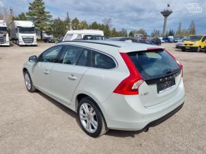 Pelēks Volvo V60 2012 Pakruojis, ar dzinēja tilpumu 1.60 L un nobraukumu 210 tūkst. km par 4650 €, foto 8 vietnē AUTOMOTO.COM.LV