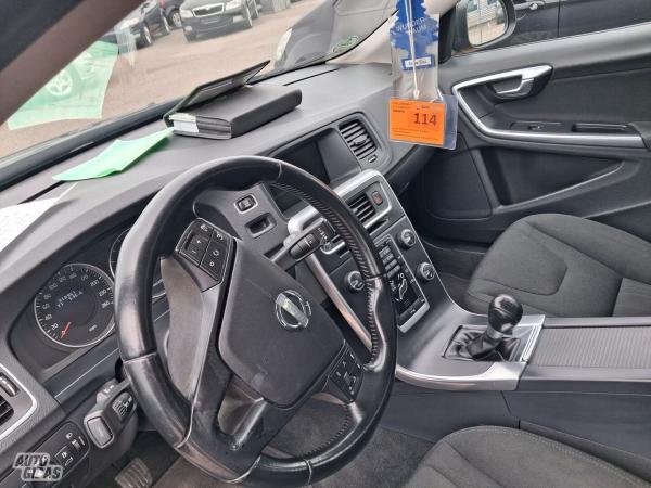Серый Вольво B60 2012 в Каунас, объемом двигателя 2.00 л и пробегом 319 тыс. км за 5200 €, фото 8 на AUTOMOTO.COM.LV