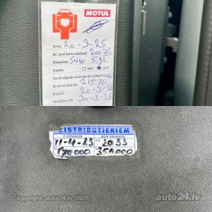 Pelēks Volvo V60 2012 Tallina, ar dzinēja tilpumu 2.40 L un nobraukumu 212 tūkst. km par 7999 €, foto 23 vietnē AUTOMOTO.COM.LV