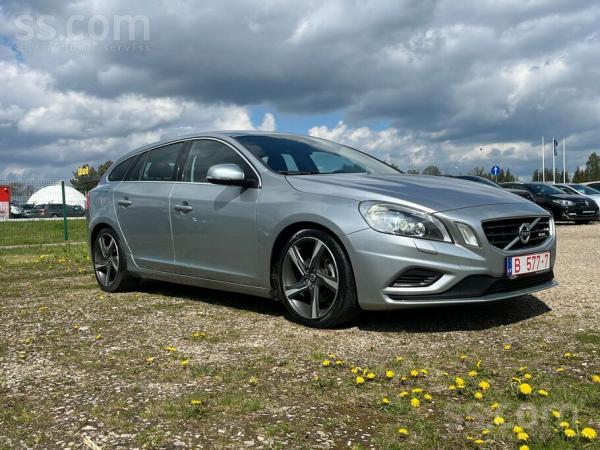 Серый Вольво B60 2012 в Цесис, объемом двигателя 1.60 л и пробегом 248 тыс. км за 6750 €, фото 2 на AUTOMOTO.COM.LV