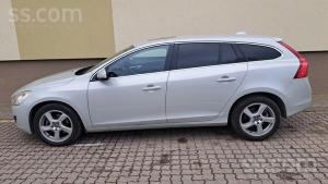 Серый Вольво B60 2012 в Огре, объемом двигателя 2.00 л и пробегом 272 тыс. км за 5750 €, фото 9 на AUTOMOTO.COM.LV