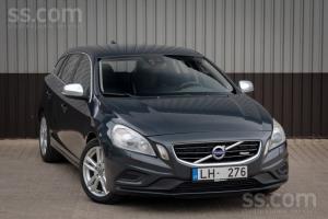 Grey Volvo V60 2012 in Talsi, with an engine capacity of 1.60 L and mileage of 331 thousand km for 4750 €, photo  on AUTOMOTO.COM.LV