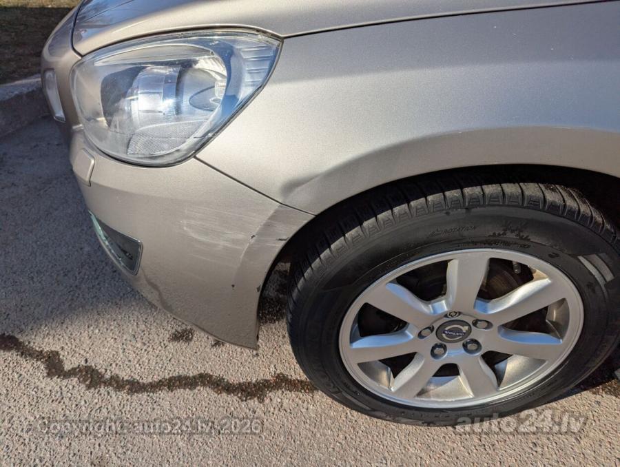 Серый Вольво B60 2012 в Таллин, объемом двигателя 1.60 л и пробегом 133 тыс. км за 5900 €, фото 16 на AUTOMOTO.COM.LV