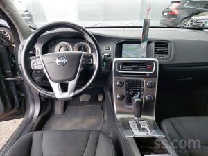 Pelēks Volvo V60 2012 Cēsis, ar dzinēja tilpumu 1.60 L un nobraukumu 212 tūkst. km par 5900 €, foto 6 vietnē AUTOMOTO.COM.LV