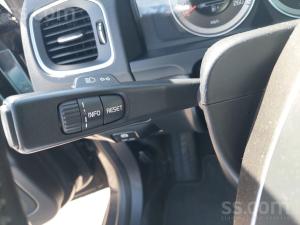 Pelēks Volvo V60 2012 Cēsis, ar dzinēja tilpumu 1.60 L un nobraukumu 212 tūkst. km par 5900 €, foto 10 vietnē AUTOMOTO.COM.LV