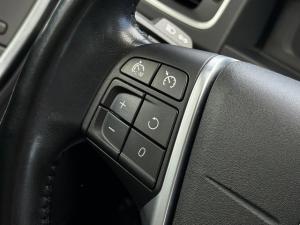Grey Volvo V60 2012 in Riga, with an engine capacity of 2.00 L and mileage of 299 thousand km for 6350 €, photo 22 on AUTOMOTO.COM.LV