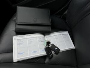 Grey Volvo V60 2012 in Riga, with an engine capacity of 2.00 L and mileage of 299 thousand km for 6350 €, photo 31 on AUTOMOTO.COM.LV
