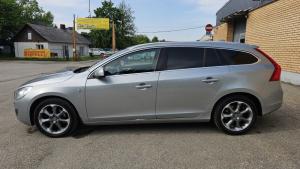 Pelēks Volvo V60 2012 Rīga, ar dzinēja tilpumu 2.00 L un nobraukumu 235 tūkst. km par 6550 €, foto 7 vietnē AUTOMOTO.COM.LV