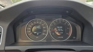 Pelēks Volvo V60 2012 Rīga, ar dzinēja tilpumu 2.00 L un nobraukumu 235 tūkst. km par 6550 €, foto 23 vietnē AUTOMOTO.COM.LV