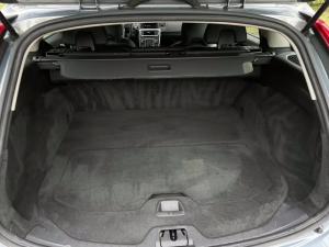 Grey Volvo V60 2012 in Riga, with an engine capacity of 2.00 L and mileage of 168 thousand km for 4000 €, photo 13 on AUTOMOTO.COM.LV