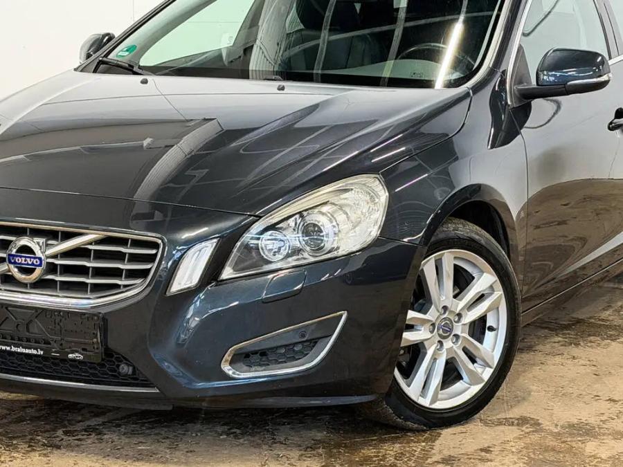Серый Вольво B60 2012 в Юрмала, объемом двигателя 2.00 л и пробегом 332 тыс. км за 6495 €, фото 3 на AUTOMOTO.COM.LV