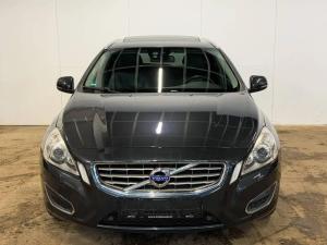 Серый Вольво B60 2012 в Юрмала, объемом двигателя 2.00 л и пробегом 332 тыс. км за 6495 €, фото 7 на AUTOMOTO.COM.LV