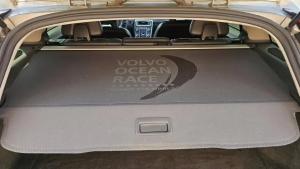Pelēks Volvo V60 2012 Rīga, ar dzinēja tilpumu 2.00 L un nobraukumu 235 tūkst. km par 6550 €, foto 28 vietnē AUTOMOTO.COM.LV