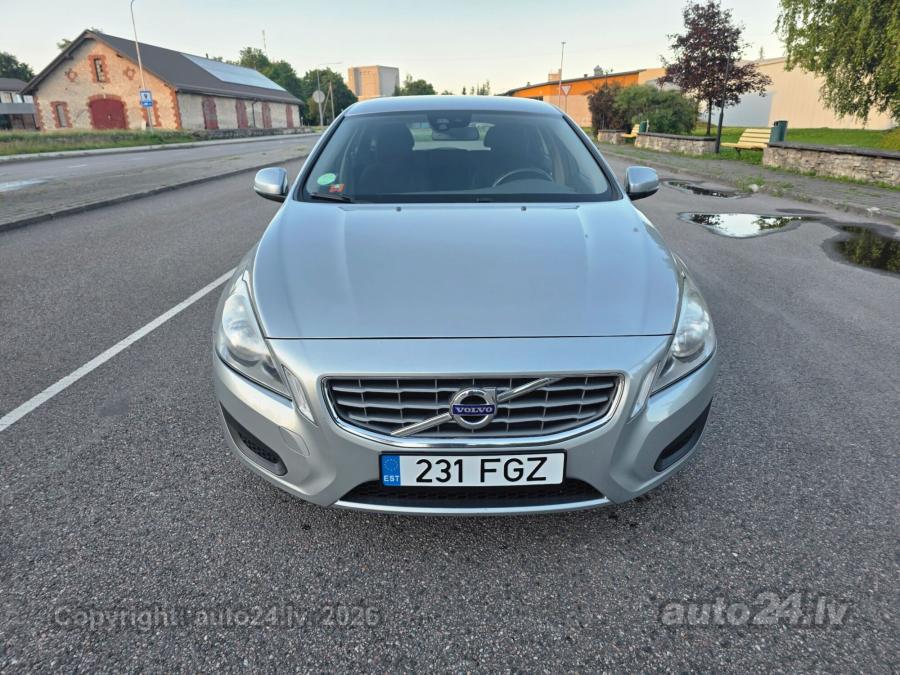 Серый Вольво B60 2012 в Пайде, объемом двигателя 2.00 л и пробегом 321 тыс. км за 5890 €, фото 6 на AUTOMOTO.COM.LV