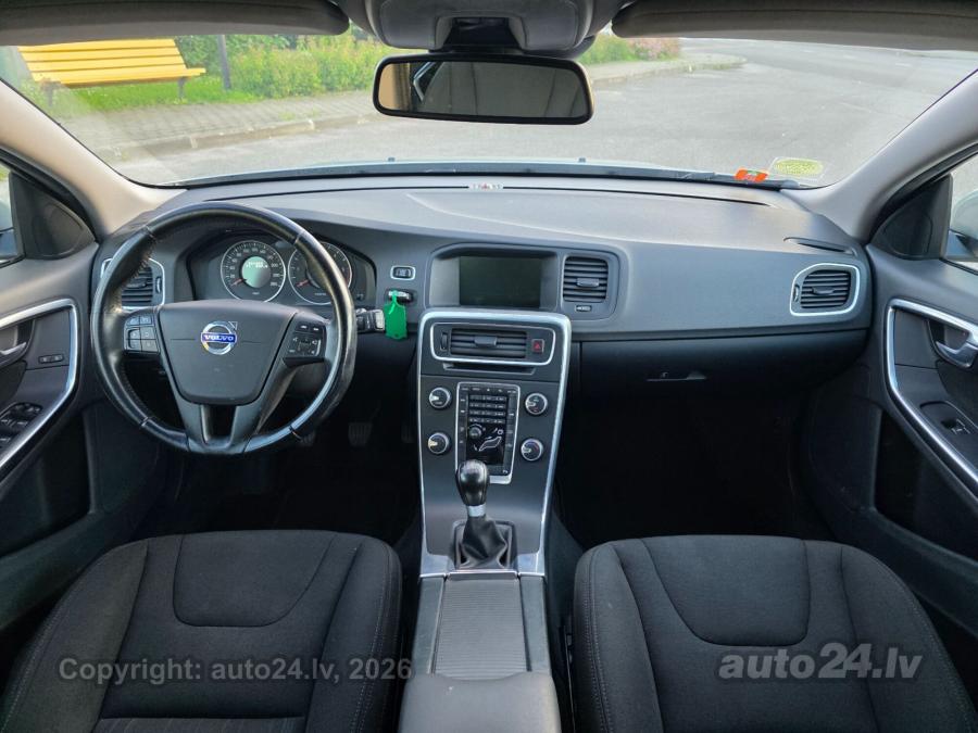 Серый Вольво B60 2012 в Пайде, объемом двигателя 2.00 л и пробегом 321 тыс. км за 5890 €, фото 13 на AUTOMOTO.COM.LV